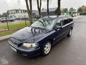 Blue Volvo V70 2004 in Kaunas, with an engine capacity of 2.40 L and mileage of 300 thousand km for 1450 €, photo  on AUTOMOTO.COM.LV