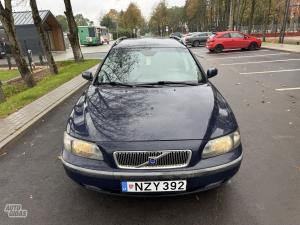 Синий Вольво В70 2004 в Каунас, объемом двигателя 2.40 л и пробегом 300 тыс. км за 1450 €, фото 6 на AUTOMOTO.COM.LV