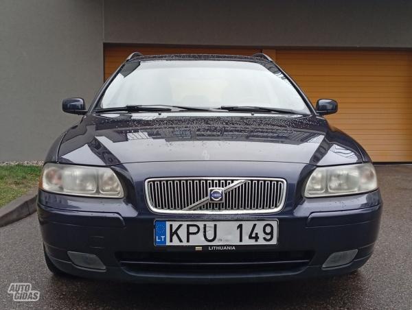 Zils Volvo V70 2005 Viļņa, ar dzinēja tilpumu 2.40 L un nobraukumu 311 tūkst. km par 1300 €, foto 5 vietnē AUTOMOTO.COM.LV