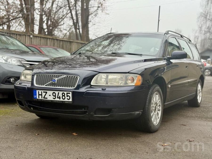 Zils Volvo V70 2005 Rīga, ar dzinēja tilpumu 2.40 L un nobraukumu 0 tūkst. km par 1600 €, foto 2 vietnē AUTOMOTO.COM.LV