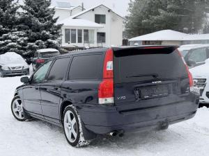 Zils Volvo V70 2005 Utena, ar dzinēja tilpumu 2.52 L un nobraukumu 207 tūkst. km par 9990 €, foto 4 vietnē AUTOMOTO.COM.LV