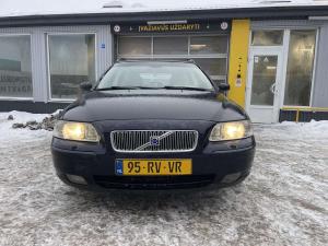 Blue Volvo V70 2005 in Siauliai, with an engine capacity of 2.40 L and mileage of 433 thousand km for 1550 €, photo 8 on AUTOMOTO.COM.LV