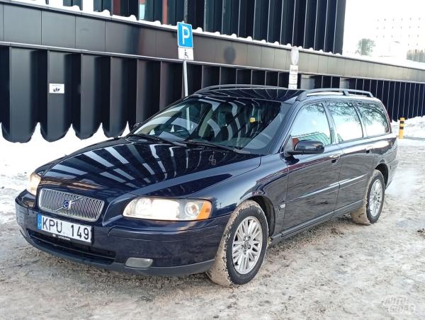 Zils Volvo V70 2005 Viļņa, ar dzinēja tilpumu 2.40 L un nobraukumu 313 tūkst. km par 1500 €, foto 1 vietnē AUTOMOTO.COM.LV