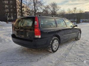 Blue Volvo V70 2005 in Tallinn, with an engine capacity of 0.00 L and mileage of 310 thousand km for 2300 €, photo 2 on AUTOMOTO.COM.LV