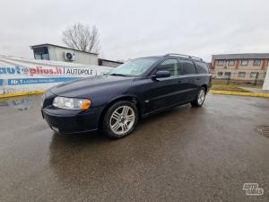 Zils Volvo V70 2005 Kretinga, ar dzinēja tilpumu 2.40 L un nobraukumu 320 tūkst. km par 1650 €, foto  vietnē AUTOMOTO.COM.LV