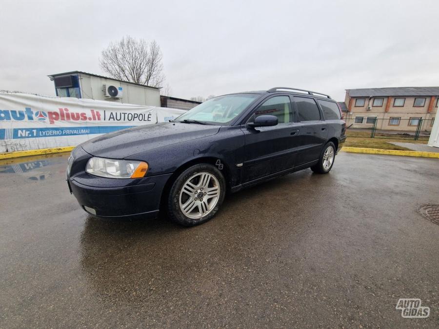 Zils Volvo V70 2005 Kretinga, ar dzinēja tilpumu 2.40 L un nobraukumu 320 tūkst. km par 1650 €, foto 1 vietnē AUTOMOTO.COM.LV