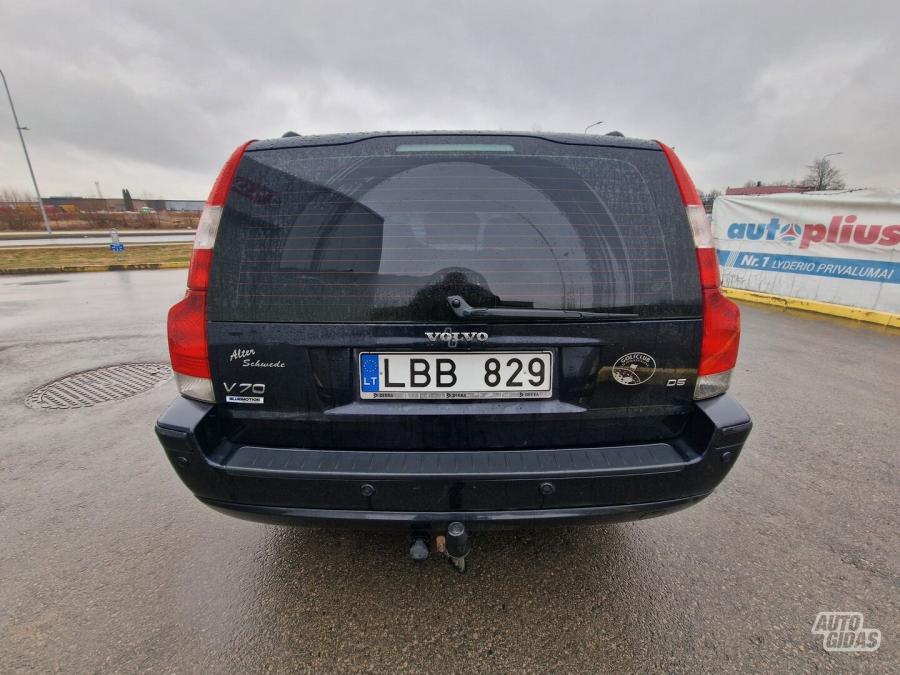Zils Volvo V70 2005 Kretinga, ar dzinēja tilpumu 2.40 L un nobraukumu 320 tūkst. km par 1650 €, foto 6 vietnē AUTOMOTO.COM.LV