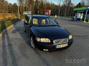 Синий Вольво В70 2005 в Елгава, объемом двигателя 2.40 л и пробегом 446 тыс. км за 2000 €, фото 4 на AUTOMOTO.COM.LV