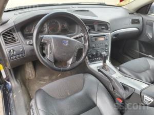 Zils Volvo V70 2005 Liepāja, ar dzinēja tilpumu 2.40 L un nobraukumu 327 tūkst. km par 1400 €, foto 9 vietnē AUTOMOTO.COM.LV