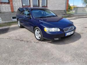 Blue Volvo V70 2005 in Talsi, with an engine capacity of 2.40 L and mileage of 455 thousand km for 3390 €, photo  on AUTOMOTO.COM.LV