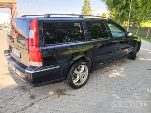 Zils Volvo V70 2005 Bauska, ar dzinēja tilpumu 2.40 L un nobraukumu 0 tūkst. km par 1690 €, foto 3 vietnē AUTOMOTO.COM.LV