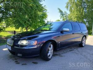 Zils Volvo V70 2005 Bauska, ar dzinēja tilpumu 2.40 L un nobraukumu 0 tūkst. km par 1690 €, foto 5 vietnē AUTOMOTO.COM.LV