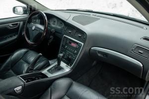 Синий Вольво В70 2005 в Елгава, объемом двигателя 2.40 л и пробегом 404 тыс. км за 2250 €, фото 9 на AUTOMOTO.COM.LV