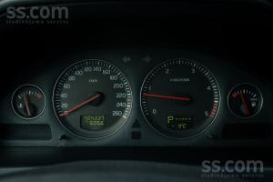 Синий Вольво В70 2005 в Елгава, объемом двигателя 2.40 л и пробегом 404 тыс. км за 2250 €, фото 14 на AUTOMOTO.COM.LV