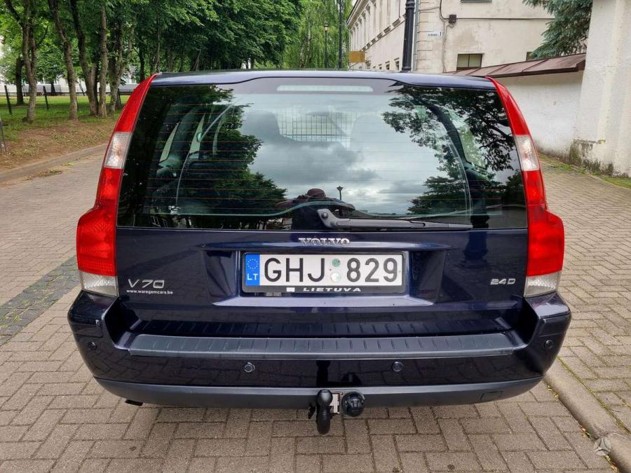 Zils Volvo V70 2005 Jonava, ar dzinēja tilpumu 2.40 L un nobraukumu 340 tūkst. km par 2250 €, foto 7 vietnē AUTOMOTO.COM.LV