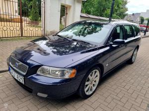 Zils Volvo V70 2005 Jonava, ar dzinēja tilpumu 2.40 L un nobraukumu 340 tūkst. km par 2250 €, foto 12 vietnē AUTOMOTO.COM.LV