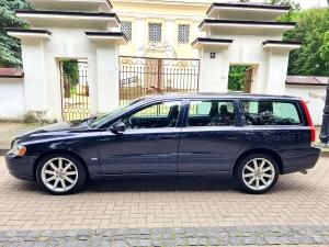 Zils Volvo V70 2005 Jonava, ar dzinēja tilpumu 2.40 L un nobraukumu 340 tūkst. km par 2250 €, foto 13 vietnē AUTOMOTO.COM.LV