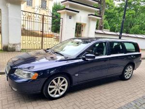 Zils Volvo V70 2005 Jonava, ar dzinēja tilpumu 2.40 L un nobraukumu 340 tūkst. km par 2250 €, foto 15 vietnē AUTOMOTO.COM.LV