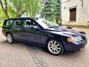 Zils Volvo V70 2005 Jonava, ar dzinēja tilpumu 2.40 L un nobraukumu 340 tūkst. km par 2250 €, foto 20 vietnē AUTOMOTO.COM.LV