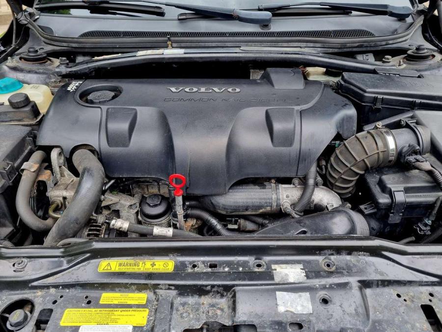 Zils Volvo V70 2005 Jonava, ar dzinēja tilpumu 2.40 L un nobraukumu 340 tūkst. km par 2250 €, foto 29 vietnē AUTOMOTO.COM.LV