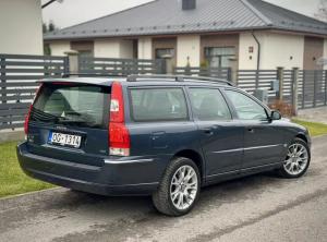 Zils Volvo V70 2005 Jelgava, ar dzinēja tilpumu 2.40 L un nobraukumu 555 tūkst. km par 2500 €, foto 8 vietnē AUTOMOTO.COM.LV