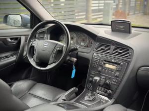 Zils Volvo V70 2005 Jelgava, ar dzinēja tilpumu 2.40 L un nobraukumu 555 tūkst. km par 2500 €, foto 16 vietnē AUTOMOTO.COM.LV