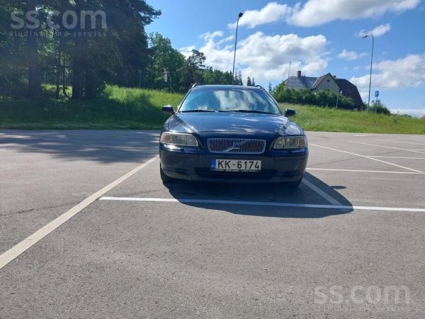 Zils Volvo V70 2005 Alūksne, ar dzinēja tilpumu 2.40 L un nobraukumu 0 tūkst. km par 1100 €, foto 3 vietnē AUTOMOTO.COM.LV