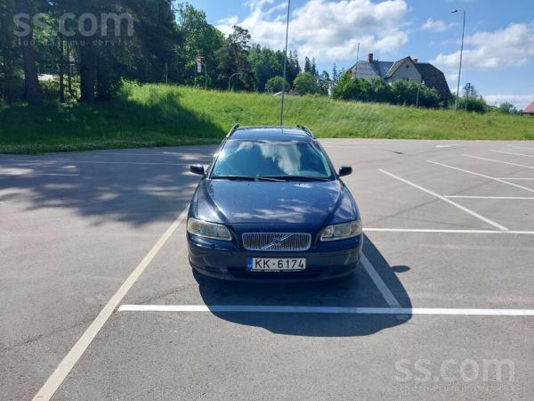 Zils Volvo V70 2005 Alūksne, ar dzinēja tilpumu 2.40 L un nobraukumu 0 tūkst. km par 1100 €, foto 4 vietnē AUTOMOTO.COM.LV