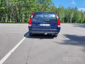 Синий Вольво В70 2005 в Алуксне, объемом двигателя 2.40 л и пробегом 0 тыс. км за 1100 €, фото 8 на AUTOMOTO.COM.LV