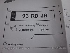 Zils Volvo V70 2005 Paide, ar dzinēja tilpumu 2.40 L un nobraukumu 401 tūkst. km par 3450 €, foto 15 vietnē AUTOMOTO.COM.LV