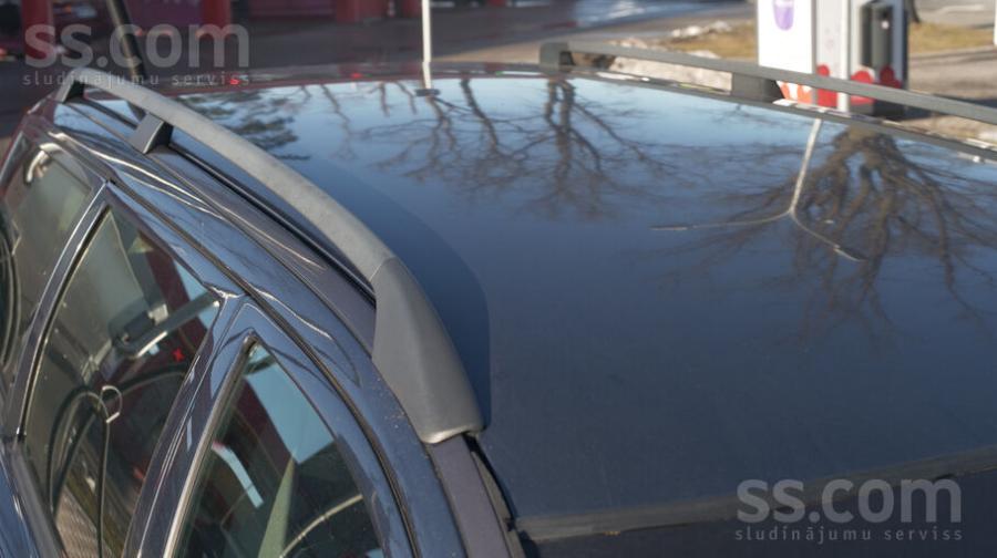 Blue Volvo V70 2005 in Riga, with an engine capacity of 2.40 L and mileage of 387 thousand km for 3000 €, photo 5 on AUTOMOTO.COM.LV