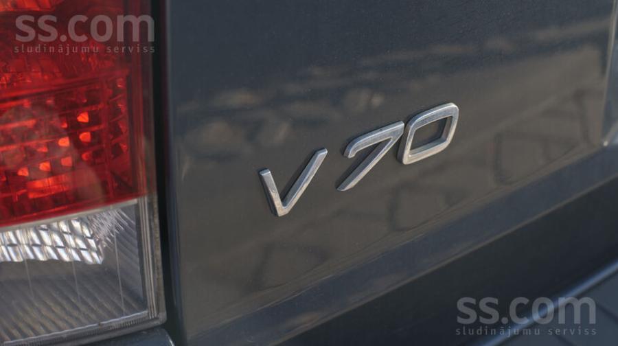 Blue Volvo V70 2005 in Riga, with an engine capacity of 2.40 L and mileage of 387 thousand km for 3000 €, photo 15 on AUTOMOTO.COM.LV