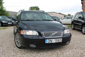 Blue Volvo V70 2005 in Daugavpils, with an engine capacity of 2.40 L and mileage of 369 thousand km for 2990 €, photo  on AUTOMOTO.COM.LV
