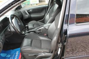 Zils Volvo V70 2005 Daugavpils, ar dzinēja tilpumu 2.40 L un nobraukumu 369 tūkst. km par 2990 €, foto 15 vietnē AUTOMOTO.COM.LV