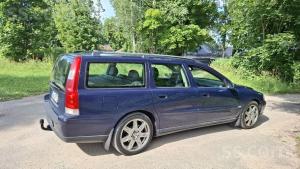 Zils Volvo V70 2005 Daugavpils, ar dzinēja tilpumu 2.40 L un nobraukumu 379 tūkst. km par 2000 €, foto 7 vietnē AUTOMOTO.COM.LV