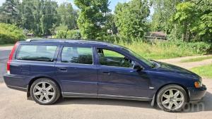 Zils Volvo V70 2005 Daugavpils, ar dzinēja tilpumu 2.40 L un nobraukumu 379 tūkst. km par 2000 €, foto 8 vietnē AUTOMOTO.COM.LV