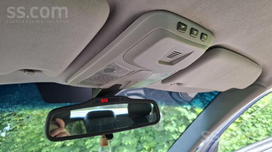 Zils Volvo V70 2005 Daugavpils, ar dzinēja tilpumu 2.40 L un nobraukumu 379 tūkst. km par 2000 €, foto 21 vietnē AUTOMOTO.COM.LV