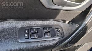 Zils Volvo V70 2005 Daugavpils, ar dzinēja tilpumu 2.40 L un nobraukumu 379 tūkst. km par 2000 €, foto 25 vietnē AUTOMOTO.COM.LV