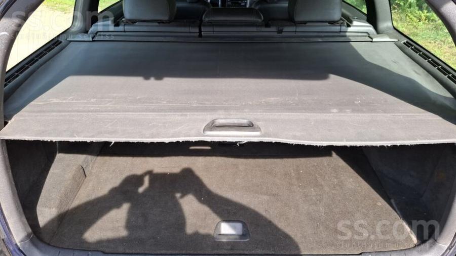 Zils Volvo V70 2005 Daugavpils, ar dzinēja tilpumu 2.40 L un nobraukumu 379 tūkst. km par 2000 €, foto 35 vietnē AUTOMOTO.COM.LV