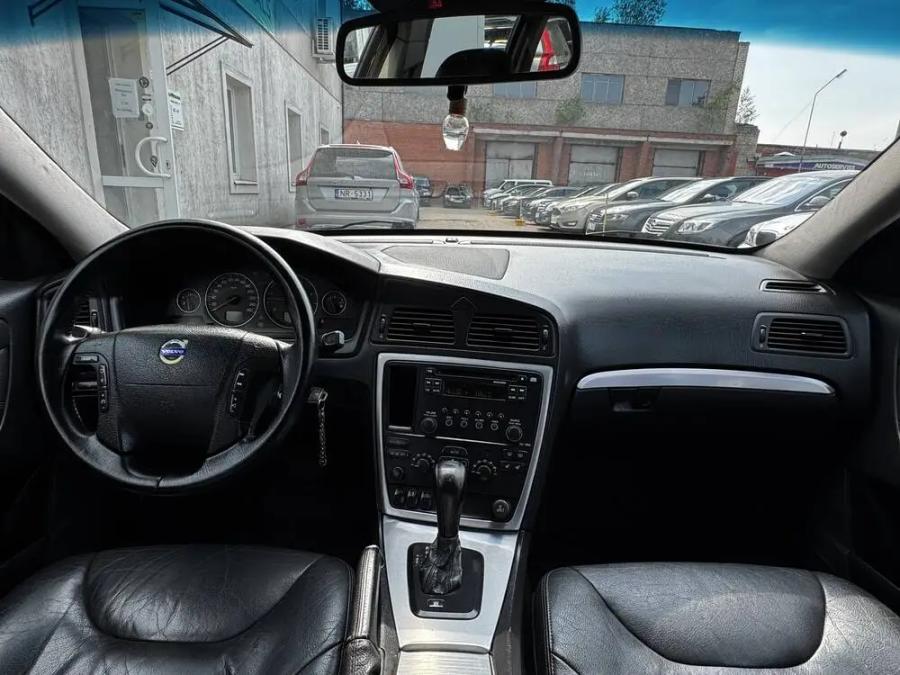 Синий Вольво В70 2005 в Даугавпилс, объемом двигателя 2.40 л и пробегом 370 тыс. км за 2000 €, фото 12 на AUTOMOTO.COM.LV