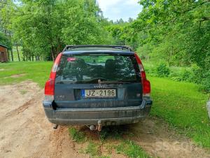 Blue Volvo V70 2005 in Preili, with an engine capacity of 2.40 L and mileage of 0 thousand km for 900 €, photo 3 on AUTOMOTO.COM.LV