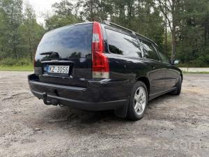 Zils Volvo V70 2005 Krāslava, ar dzinēja tilpumu 2.40 L un nobraukumu 401 tūkst. km par 1700 €, foto 6 vietnē AUTOMOTO.COM.LV