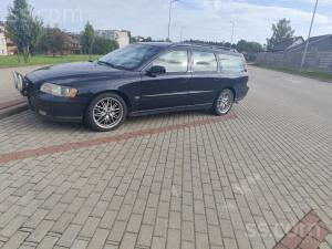 Синий Вольво В70 2005 в Валка, объемом двигателя 2.40 л и пробегом 340 тыс. км за 1850 €, фото 1 на AUTOMOTO.COM.LV
