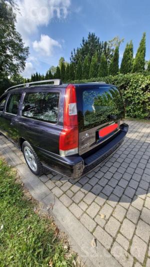 Blue Volvo V70 2005 in Jurmala, with an engine capacity of 2.40 L and mileage of 439 thousand km for 2200 €, photo 6 on AUTOMOTO.COM.LV
