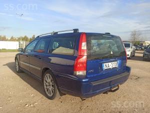 Blue Volvo V70 2005 in Daugavpils, with an engine capacity of 2.40 L and mileage of 0 thousand km for 1700 €, photo 8 on AUTOMOTO.COM.LV