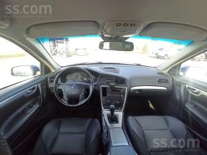 Blue Volvo V70 2005 in Daugavpils, with an engine capacity of 2.40 L and mileage of 0 thousand km for 1700 €, photo 13 on AUTOMOTO.COM.LV
