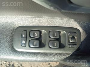 Blue Volvo V70 2005 in Daugavpils, with an engine capacity of 2.40 L and mileage of 0 thousand km for 1700 €, photo 21 on AUTOMOTO.COM.LV