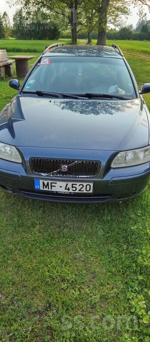Zils Volvo V70 2006 Preiļi, ar dzinēja tilpumu 2.40 L un nobraukumu 0 tūkst. km par 4800 €, foto 1 vietnē AUTOMOTO.COM.LV