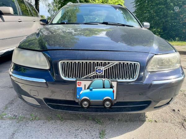 Blue Volvo V70 2006 in Vilnius, with an engine capacity of 2.40 L and mileage of 290 thousand km for 750 €, photo 2 on AUTOMOTO.COM.LV