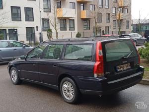 Zils Volvo V70 2006 Viļņa, ar dzinēja tilpumu 2.40 L un nobraukumu 311 tūkst. km par 1300 €, foto 4 vietnē AUTOMOTO.COM.LV